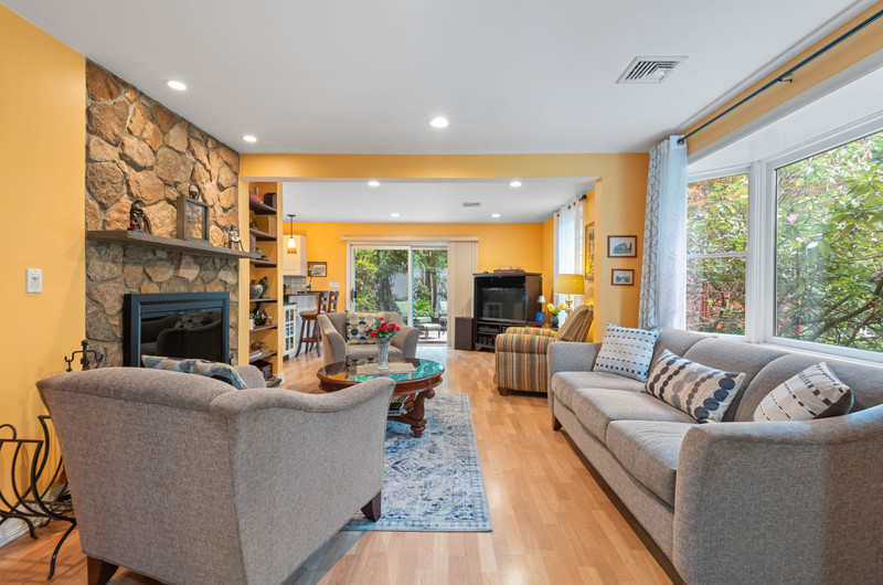 71 Pocahontas Path, Lincoln Park, NJ 07035 | R/E Pro Photos | Tour