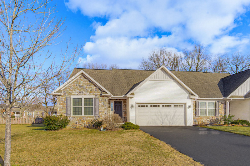 5315 Oak Leaf Drive, Mount Joy, PA 17552 | Full-Bore Media | Tour