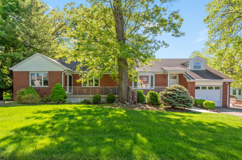324 Manchester Avenue, North Haledon, NJ 07508 | R/E Pro Photos | Tour