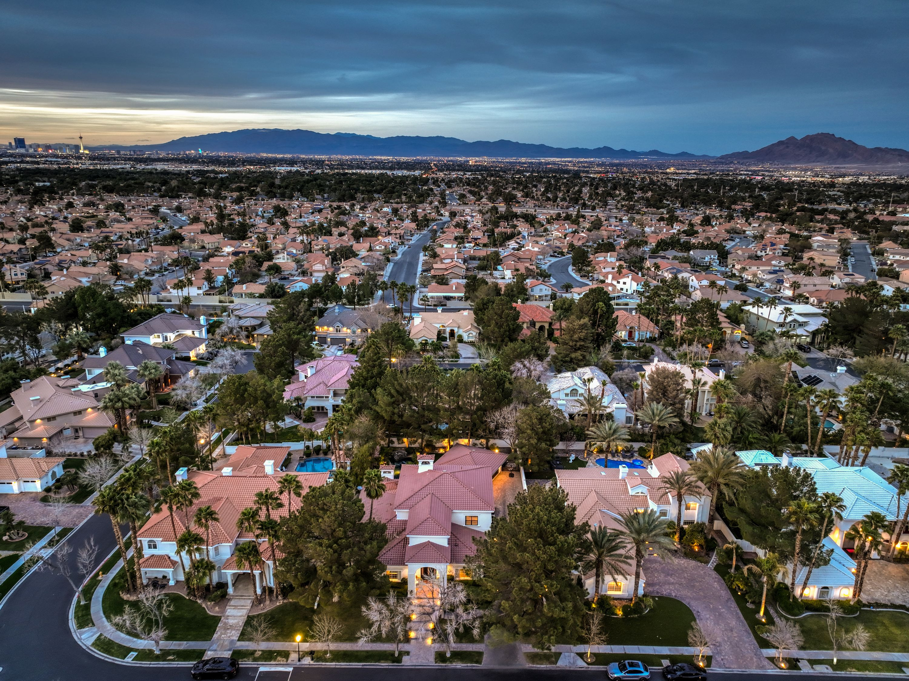 2335 Prometheus Court, Henderson, NV 89074 | Neon Sun Photography | Tour