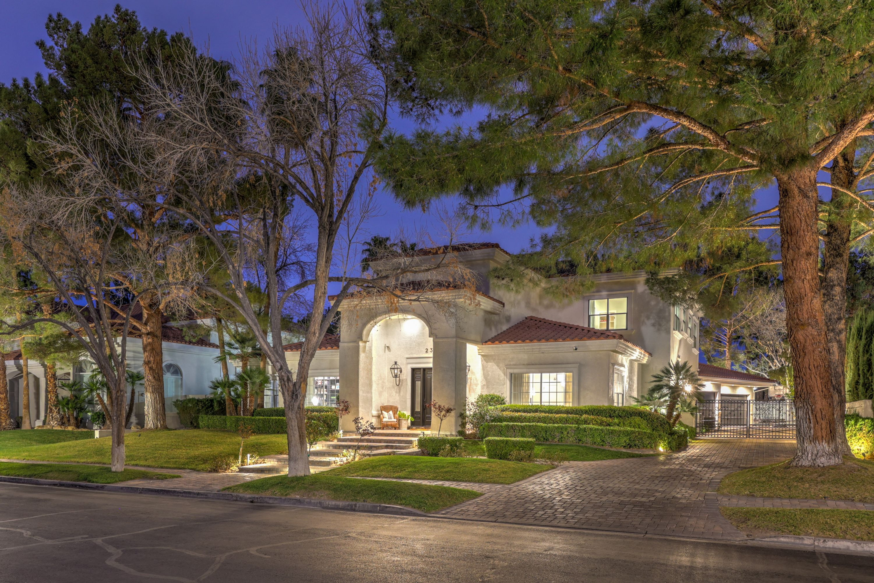 2335 Prometheus Court, Henderson, NV 89074 | Neon Sun Photography | Tour